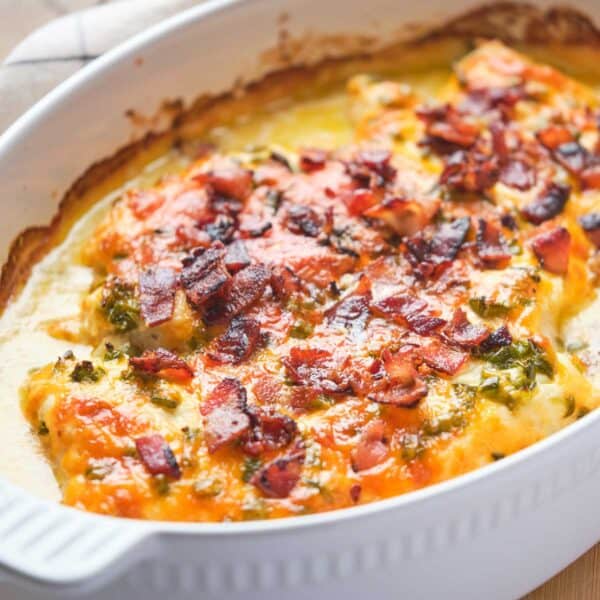 Jalapeño Popper Chicken - The Happier Homemaker