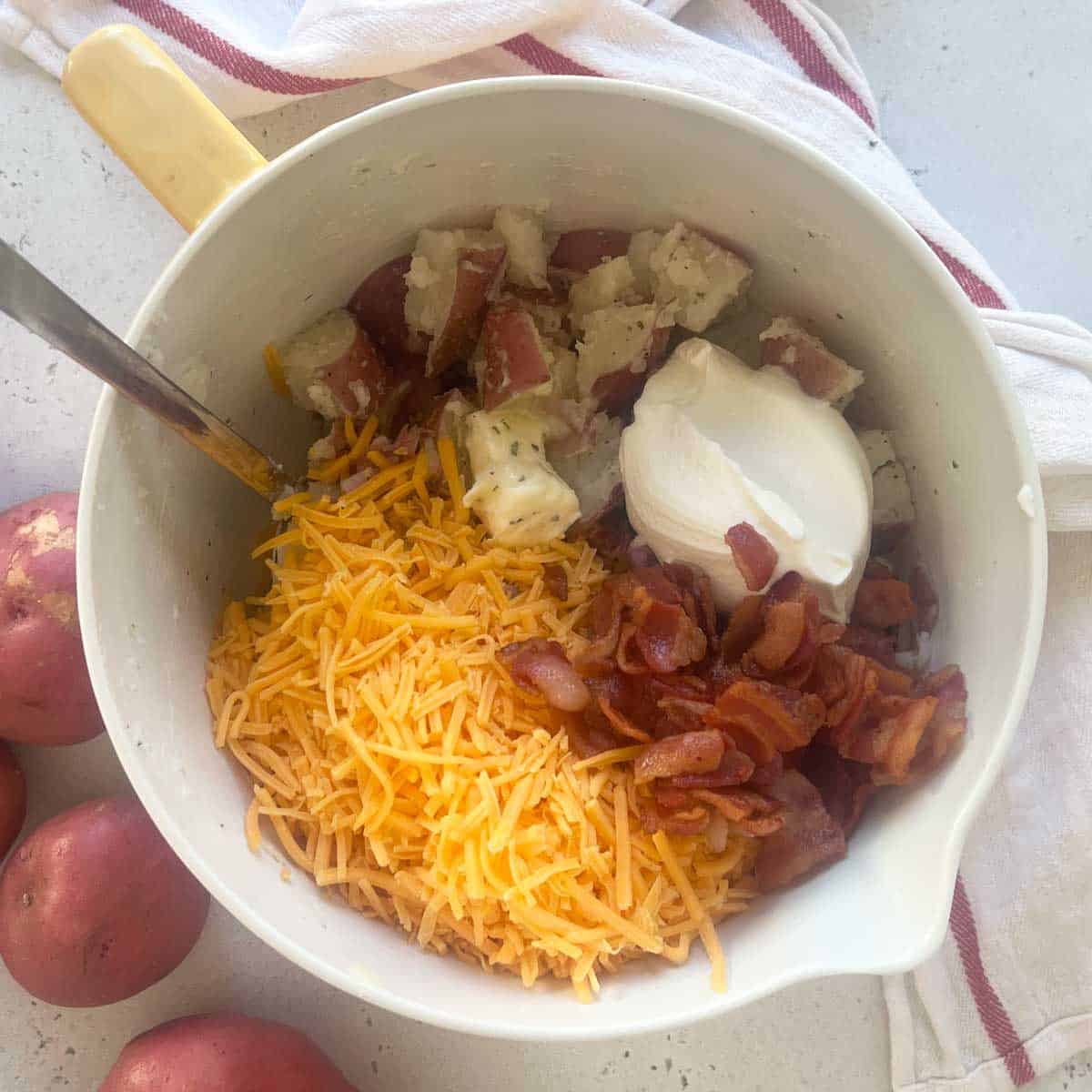 Easy Cheesy Bacon Potato Casserole Recipe - The Happier Homemaker