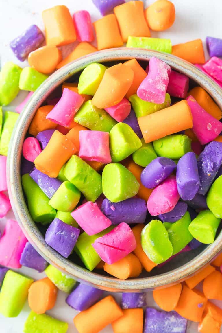 Easy Homemade Butter Mints Recipe - The Happier Homemaker