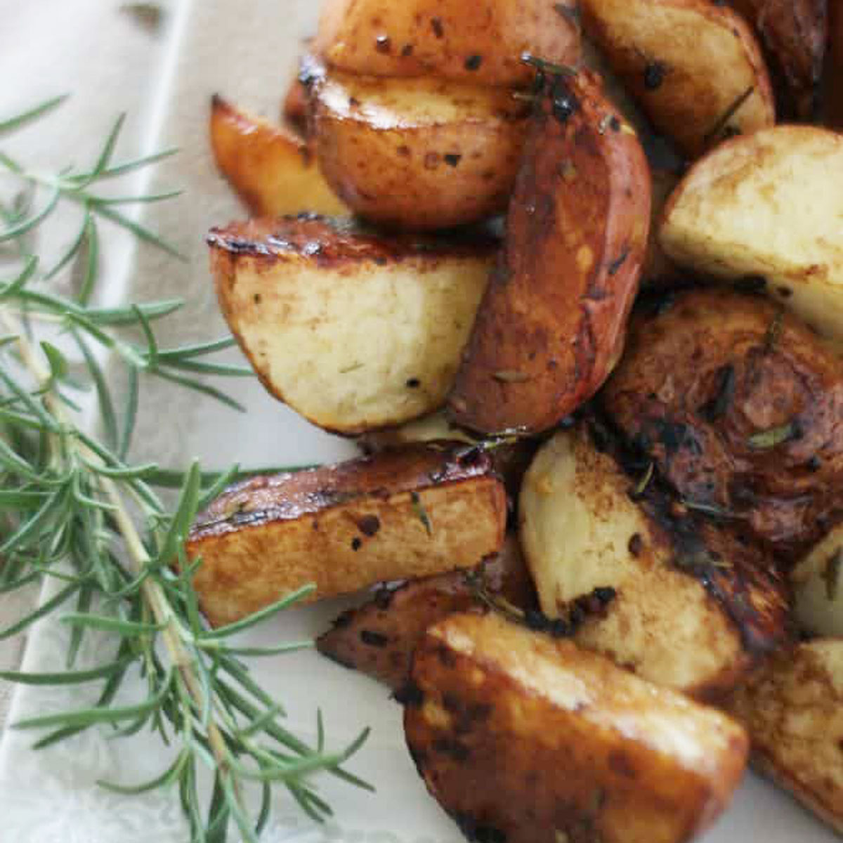 Balsamic Roasted Potatoes - The Happier Homemaker